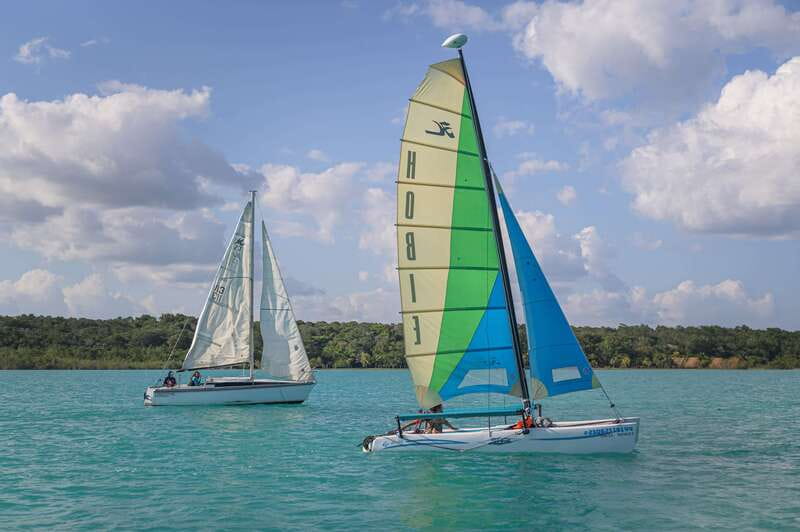 Bacalar: Group Sailing Tour with Guide