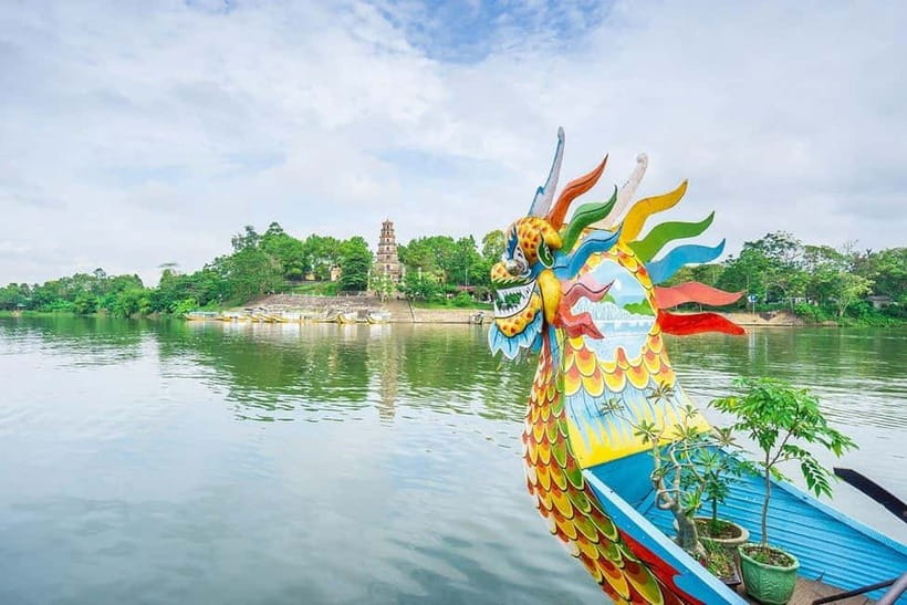 Hue: Dragon Boat, Perfume River, Pagoda & Royal Tomb Tour