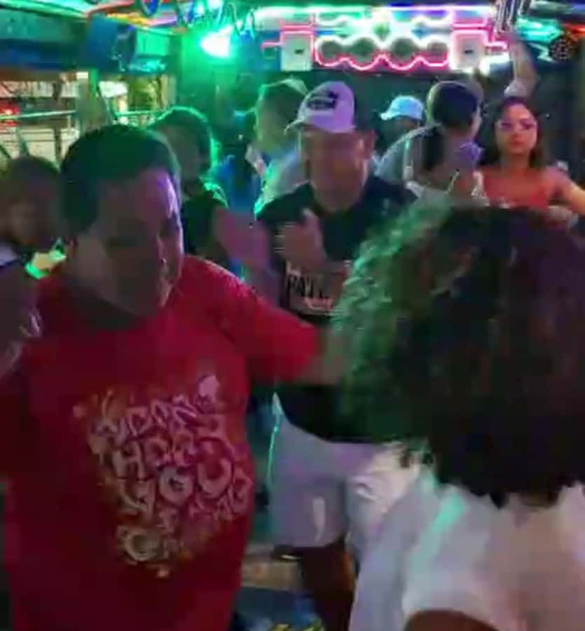 Santa Marta: Rumba en Chiva con animador a bordo y Espuma!
