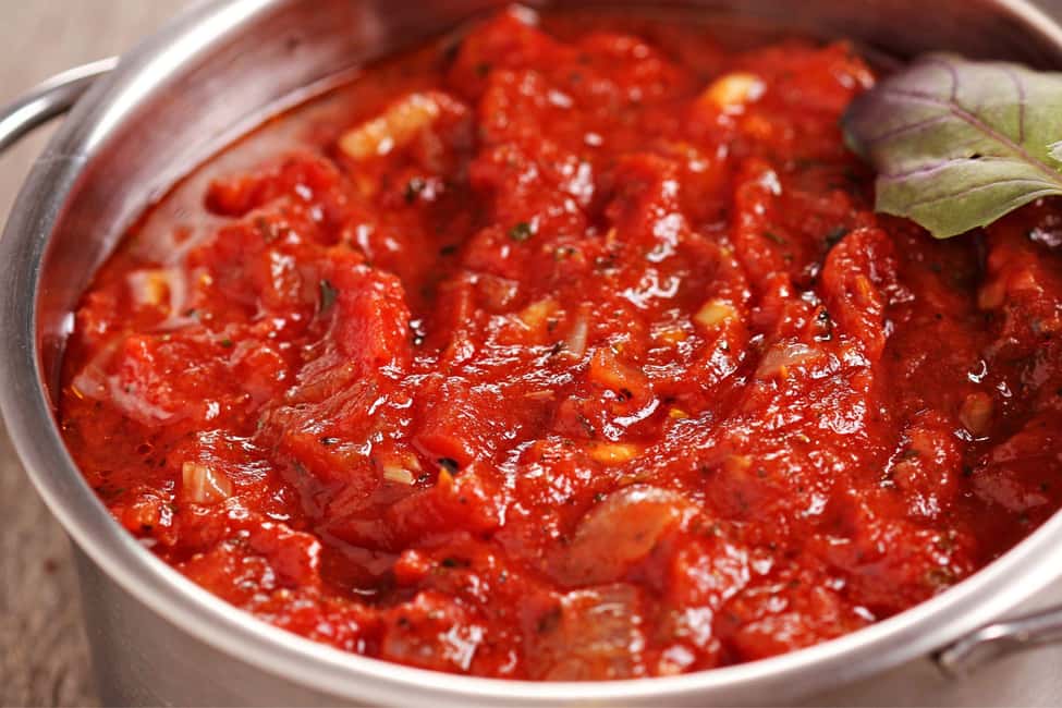 Chicago: Pasta Making Cooking Class at a Local Distillery