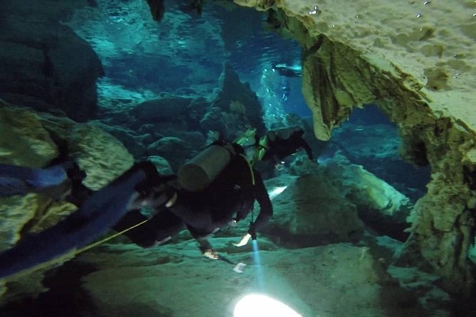 Dos Ojos Cenote Cavern Dive- The Barbie Line And The Bat Cave