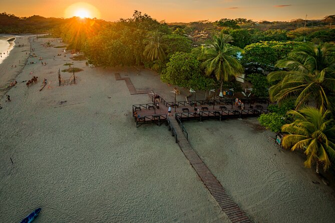 Explore Mountain views & Ocean Vibes