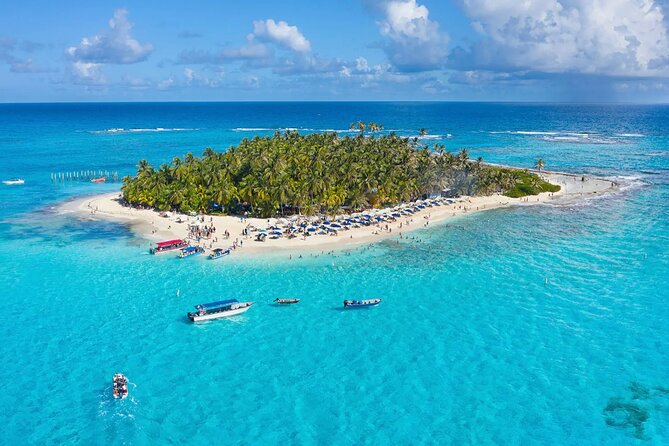 Boat Tour to Johnny Cay San Andres Island