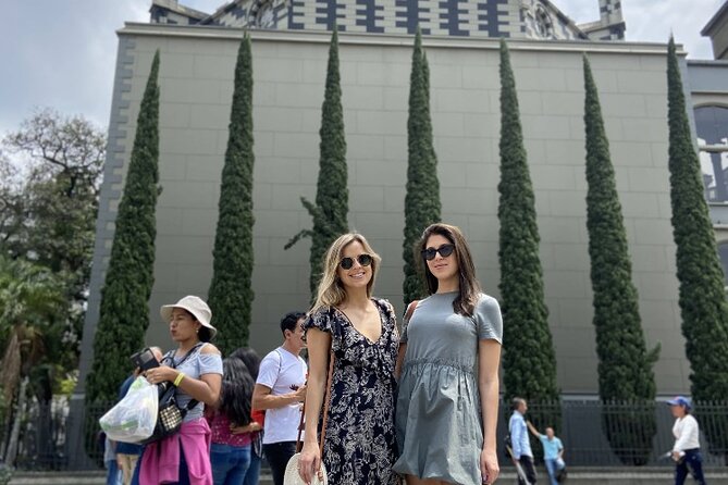 Private City and Graffiti Tour.