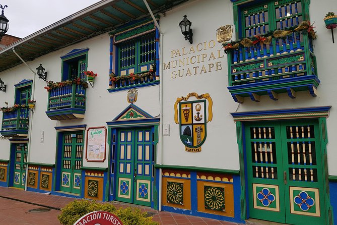 El Peñol and Guatape Small Group Tour from Medellin