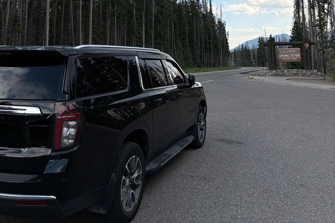 Yellowstone Park Private Day Trip from Big Sky - Full or Half Day