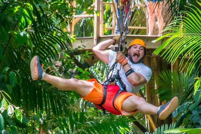 Shore Excursion: Cave Tubing and Zipline Adventure from Belize City