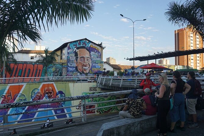 Historical Shared Tour Salsa, Graffiti & Resistance in Cali