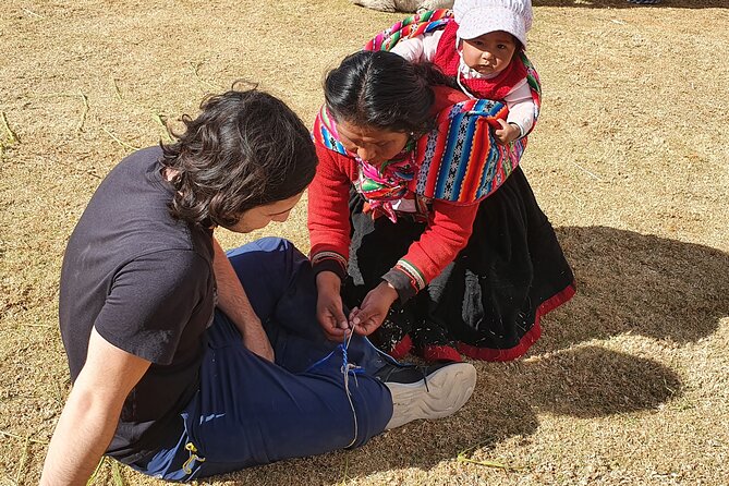 The Textile Workshop Experience (Cusco Region): ANDEAN COLORS